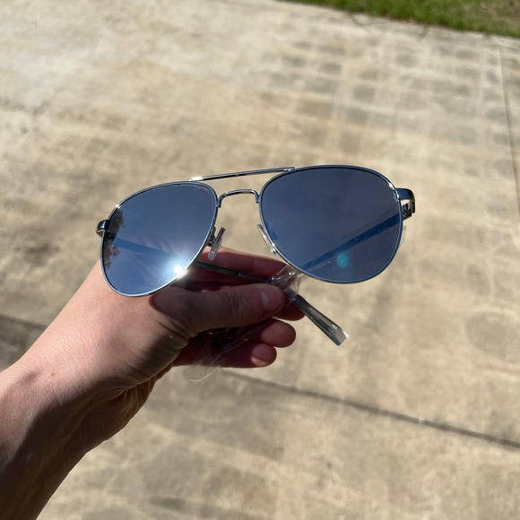 Accessories | New Sunnies Sunglasses Trendy Aviators Silver Mirror ...